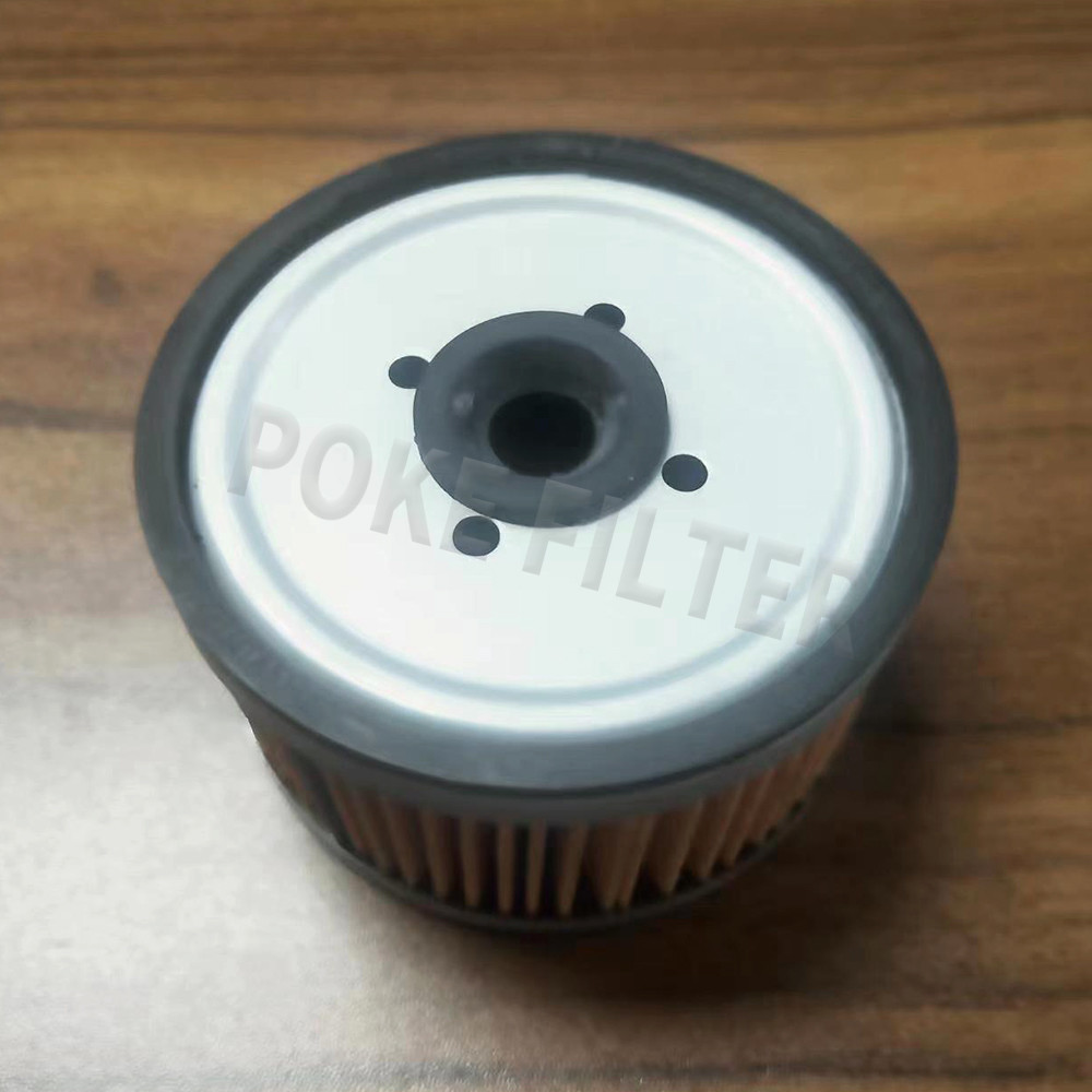 Remplacement du filtre du séparateur d'eau et de carburant POKE DAHL66 ...